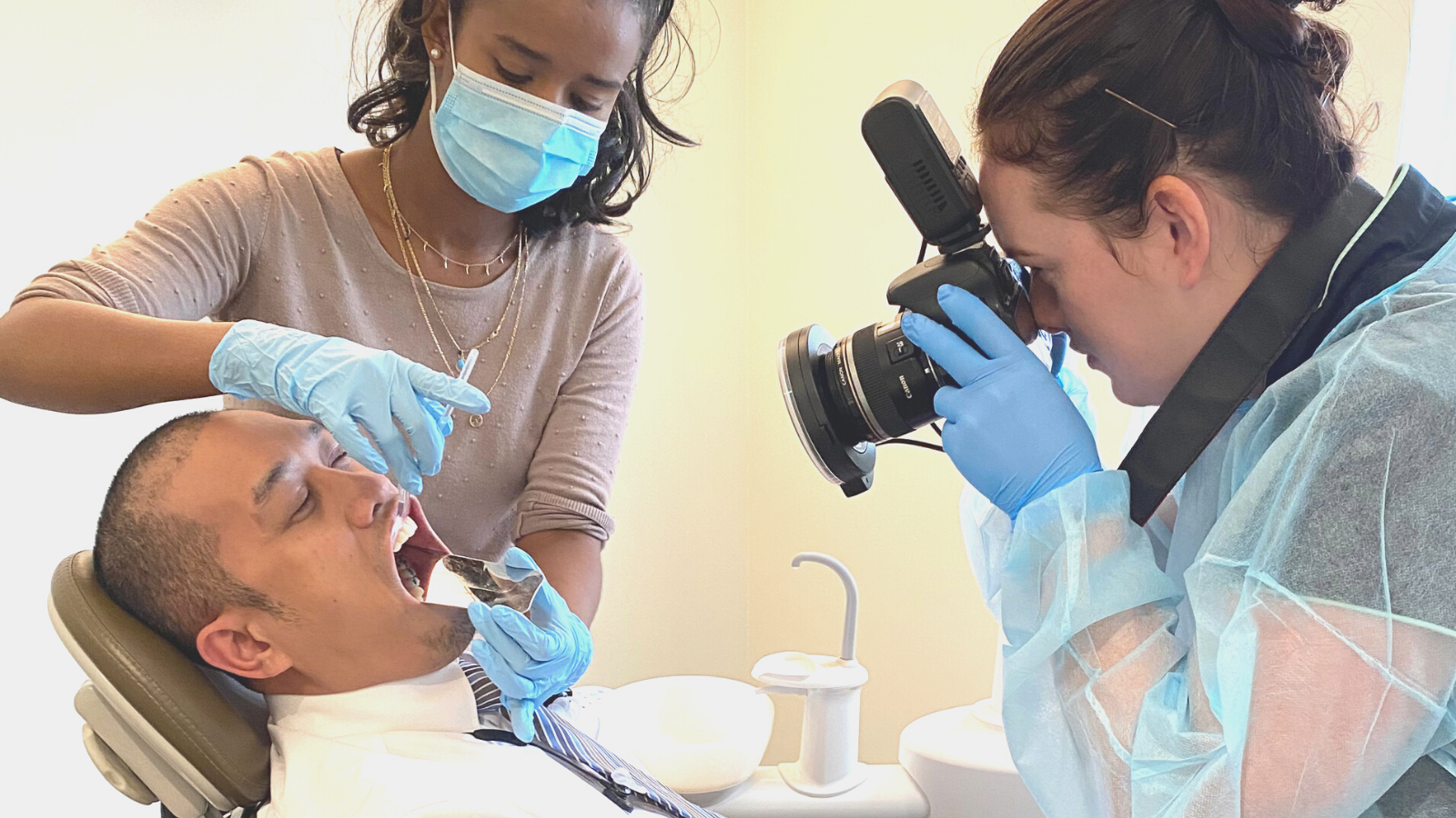 6 Reasons Why Dental Photography is Important in your Practice – 1122CORP